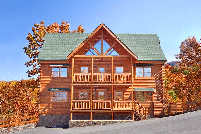 Top 10 Beautiful Smoky Mountain Cabins with a Hot Tub | Smoky Mountain ...
